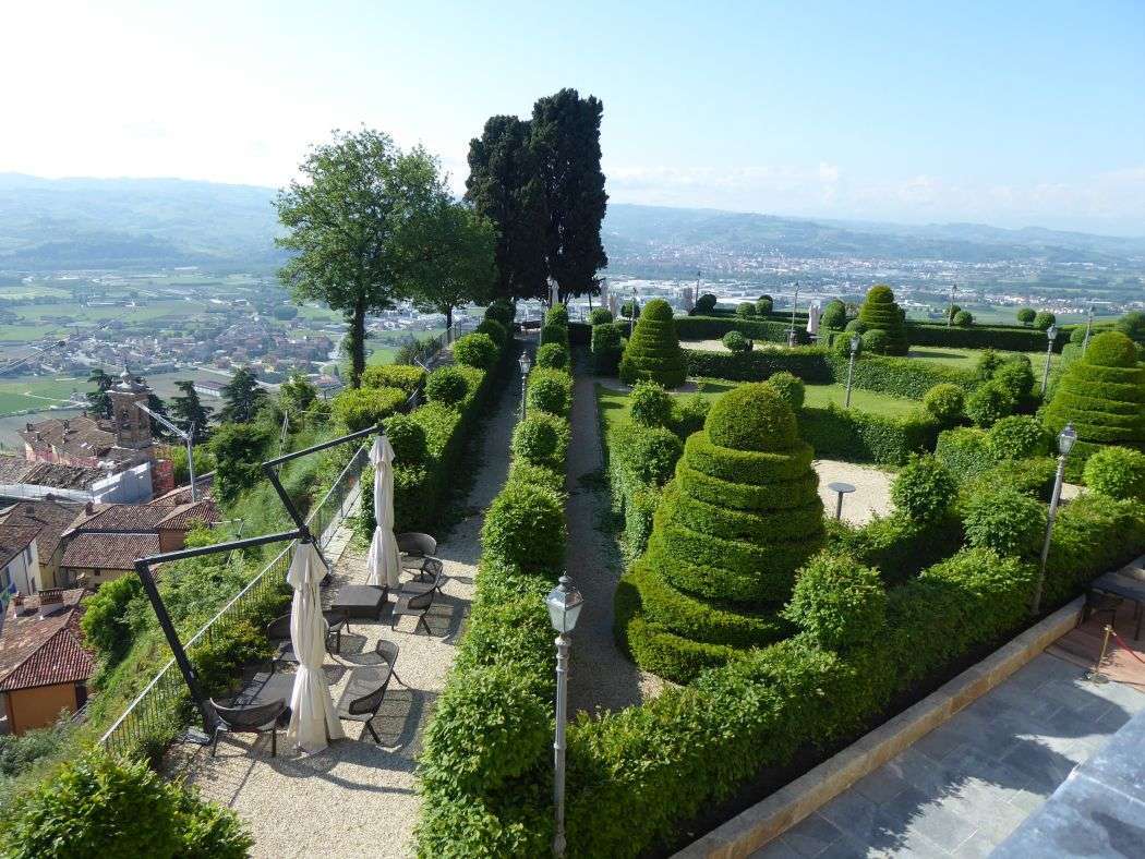 Castello di Guarene - Guarene (CN)